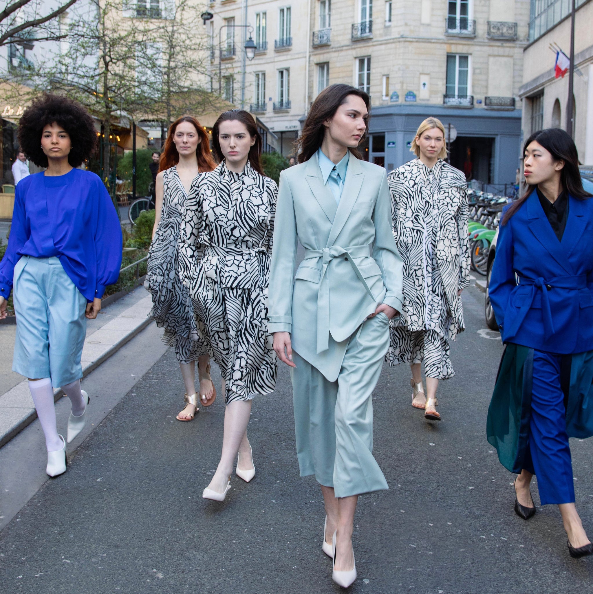 SILK & K-BEAUTY: A UNIQUE EXPERIENCE DURING PARIS FASHION WEEK